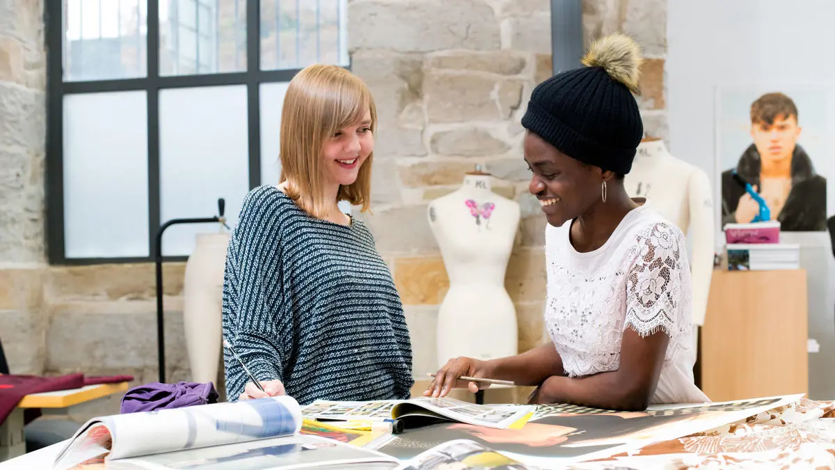 Fashion Design Degree Course in the UK