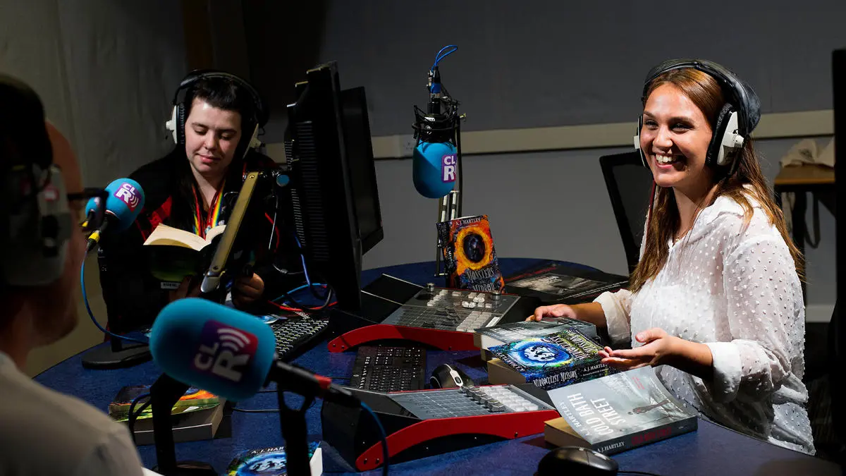 Becoming a Voice Actor | Step by Step Guide