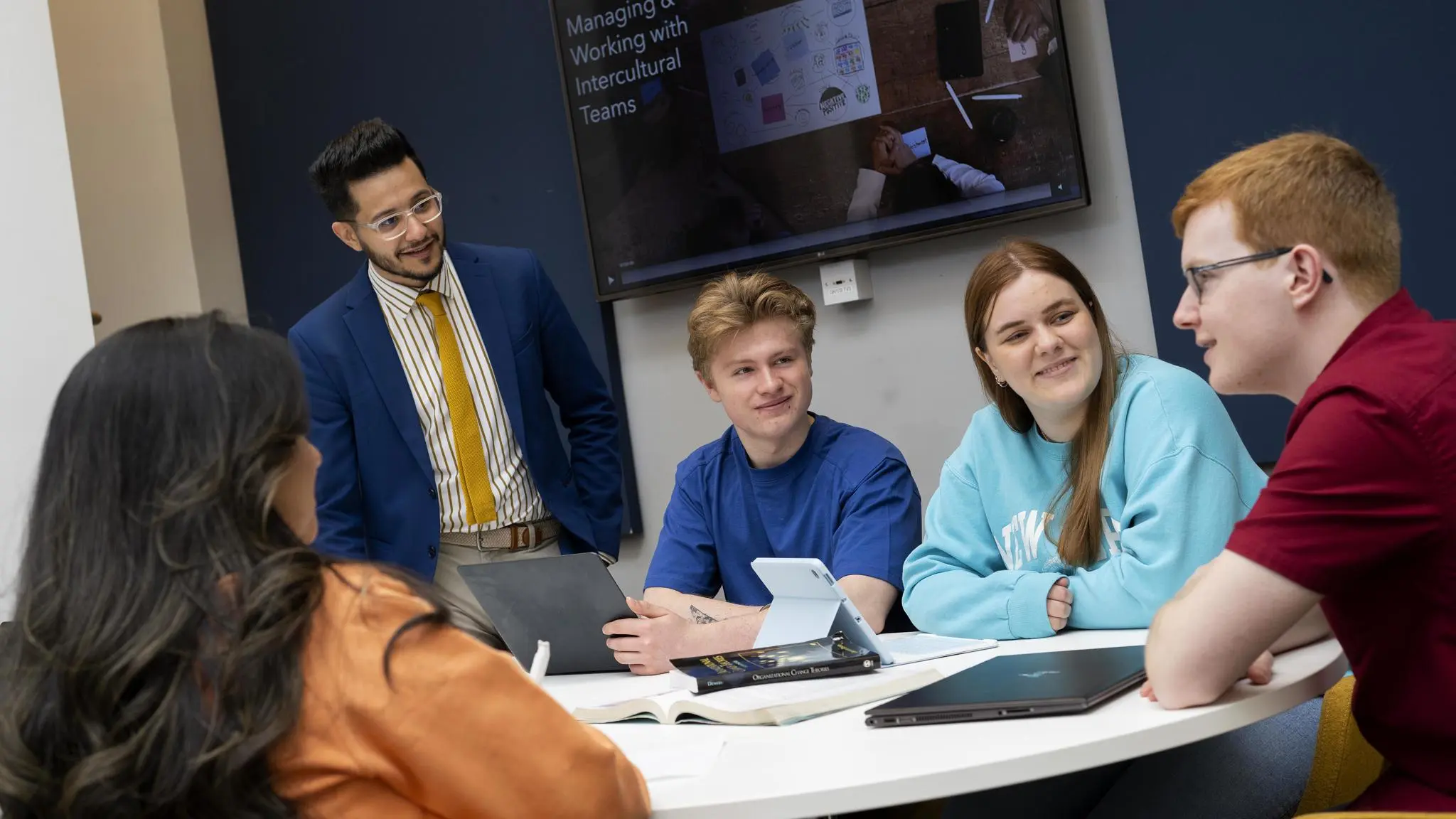 Becoming a Lecturer | Step by Step Guide - UCLan