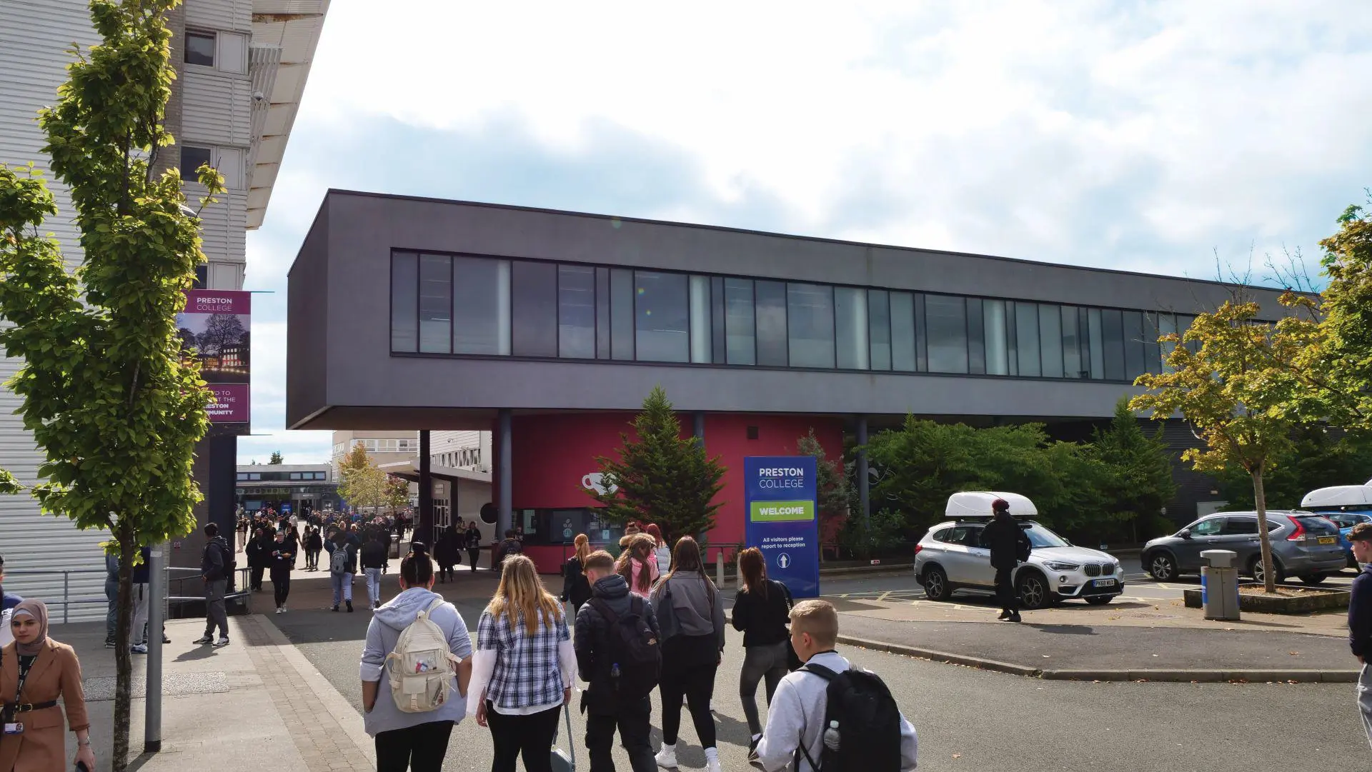 Preston College partnership with the University