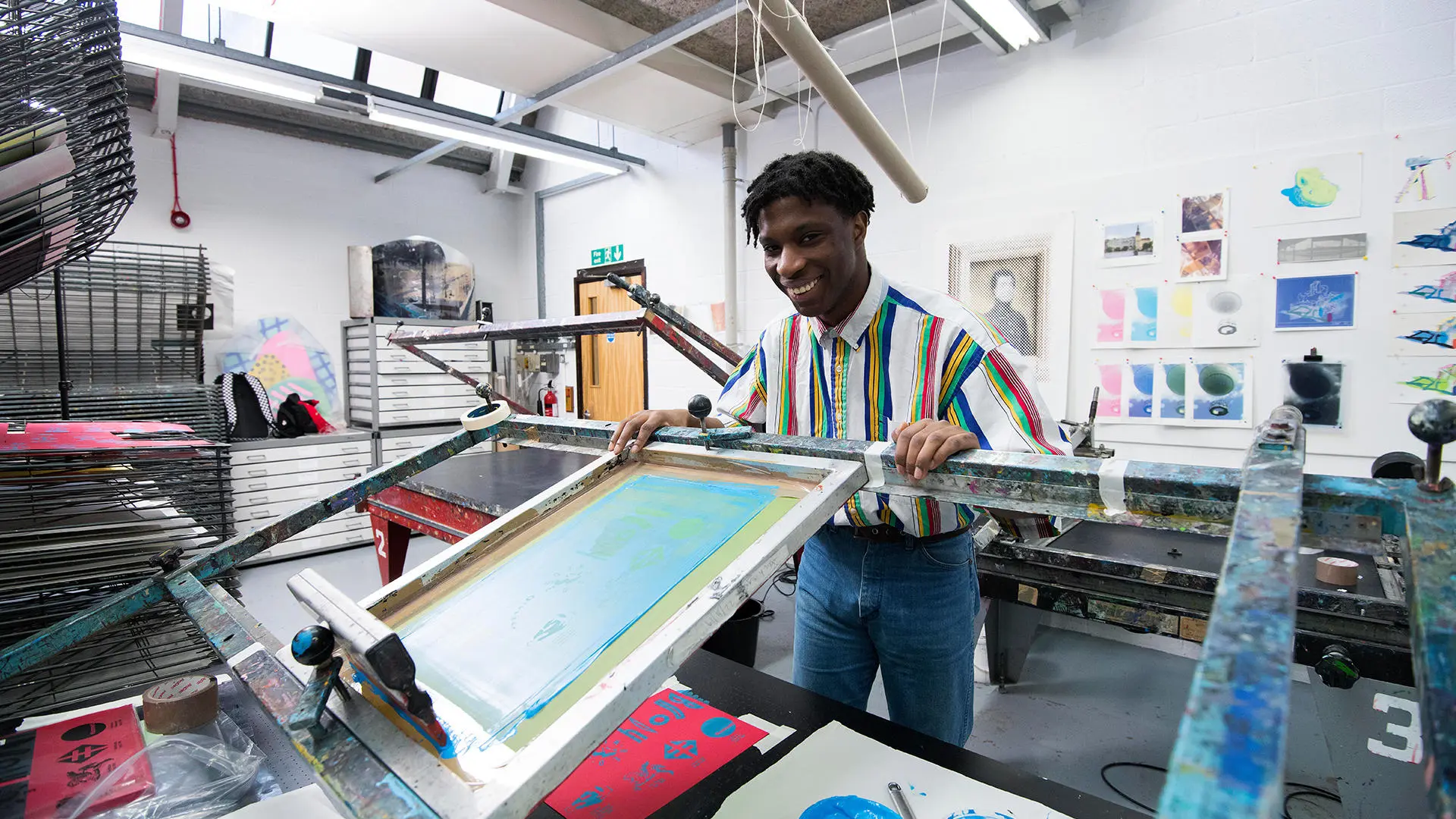 BA Hons Textile Design Degree Course